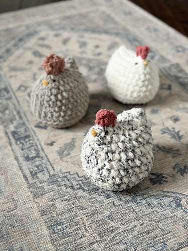 Ravelry: Mabel Chicken pattern by Jocelyn Elizabeth