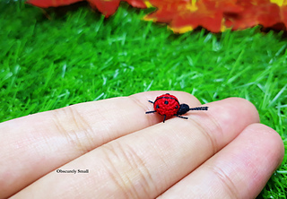 Ravelry: Mini Lady Bug pattern by Vivian Nguyen
