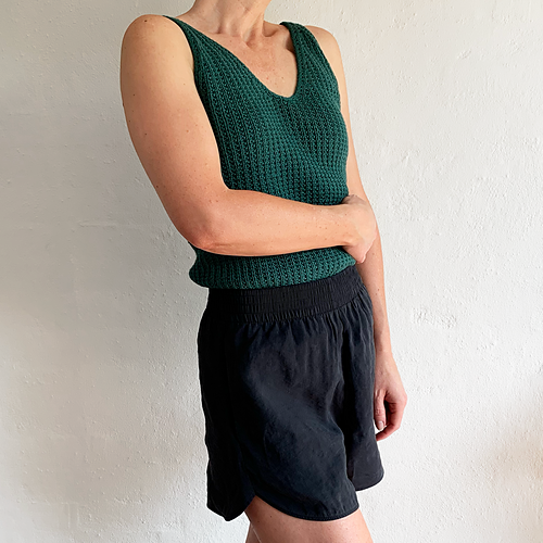 Ravelry: Twig Top Bold pattern by Lene Rix