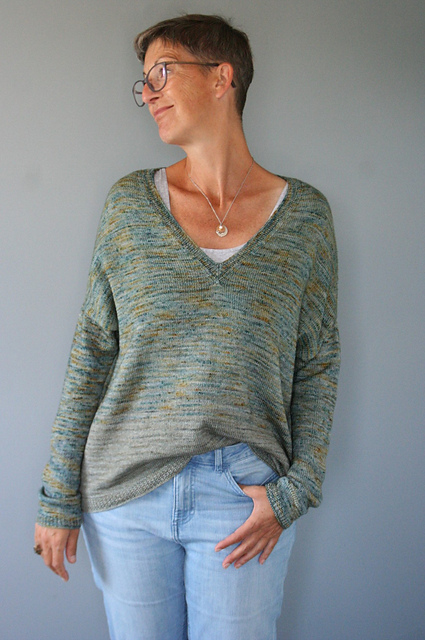 Ravelry: comfy v neck sweater pattern by Daniela Mühlbauer