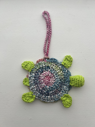 Ravelry: Mini Turtle Bag pattern by Maisey Edwards