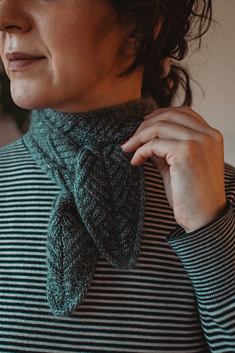 Ravelry: Distance Scarf pattern by Olga Putano Designs