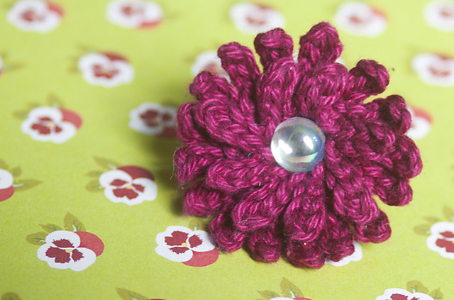 Ravelry: Crochet flower ring pattern by OneStick Wonder