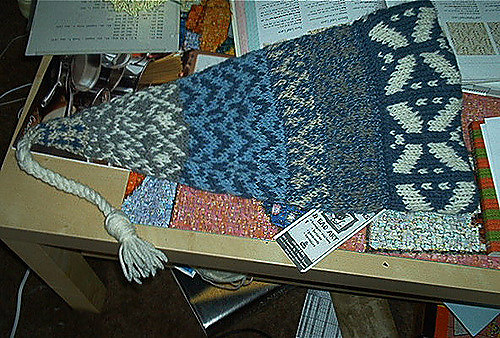 Ravelry: Sommerfugl pattern by Anastasia Roeszler