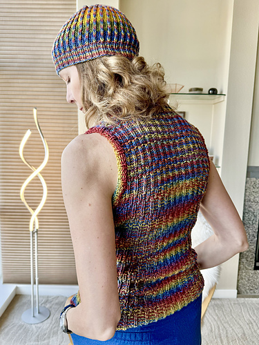 Ravelry: Sleeveless Shell in Broken Rib pattern by Crystal Palace Yarns