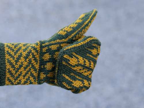 Ravelry: Harvest mittens pattern by Inger Berg