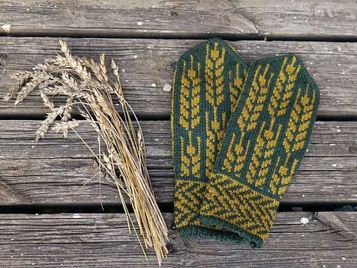 Ravelry: Harvest mittens pattern by Inger Berg