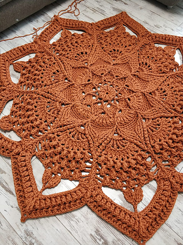 Ravelry: "Arabesque" rug pattern by Lisova Oksana