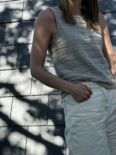 Ravelry: Tide_Loop_Top pattern by Other Loops_