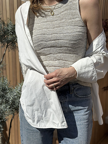 Ravelry: Tide_Loop_Top pattern by Other Loops_