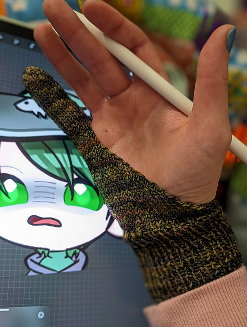 Ravelry: Digital Artist Glove pattern by Otterbknittin Bec Lyon
