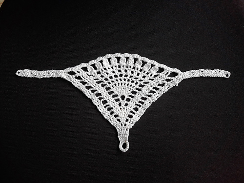 Ravelry: Modesty panel pattern by Cristina Popescu