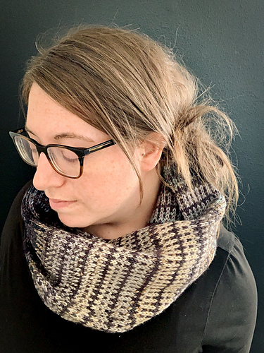 Ravelry: All Together Now Cowl (Infinity) pattern by Jamie Lomax