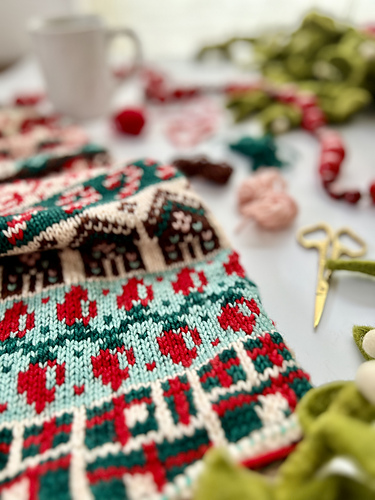 Ravelry: Holiday 3 Doodle (Infinity Cowl) pattern by Jamie Lomax