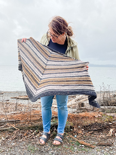Ravelry: Shawl Together Now pattern by Jamie Lomax