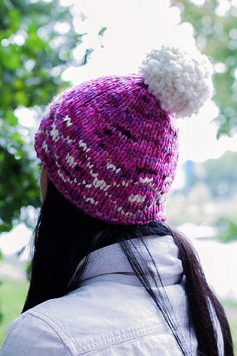 Ravelry: Koigu Bulky hat and fingerless gloves pattern by Anniki Leppik