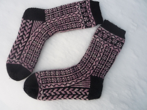 Ravelry: Liseron pattern by Yvette Noel