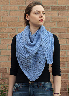 Ravelry: PaleDanielle's Saxon Braid Shawl