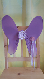 Ravelry: 9 Petal Summer Flower Motif pattern by Elise engh