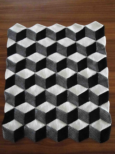 Ravelry: ParaventDesign's Isometric Blanket