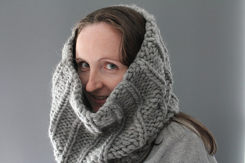 Ravelry: Snow Cowl pattern by Gina Bonomo
