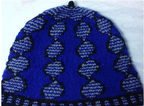Ravelry: DeoxyriboNucleic Acid: The Hat (DNA) pattern by Deborah Tomasello