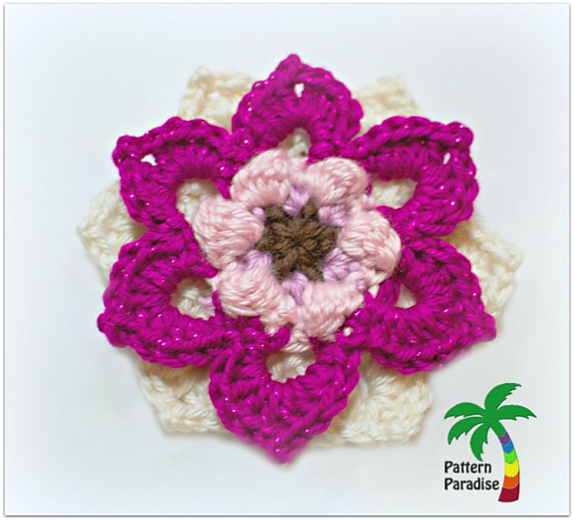 Ravelry: Fancy Flower Applique 15-183 pattern by Maria Bittner
