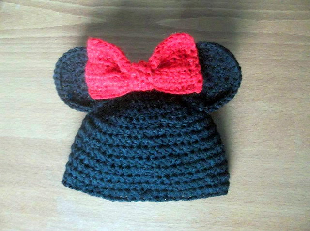 Ravelry: MICKEY and MINNIE MOUSE Hat pattern by Pattern Studio