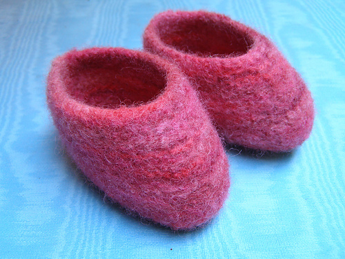 Ravelry: 1103 Felted Baby Booties pattern by Plymouth Yarn Design Studio