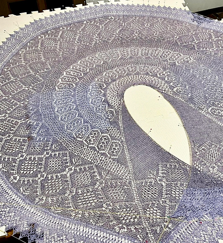 Ravelry: Lucente Stella pattern by Paula Kibildis