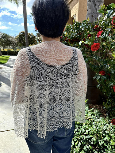 Ravelry: Lucente Stella pattern by Paula Kibildis