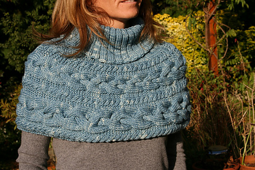 Ravelry: Shoulder Cape pattern by Debbie Bliss