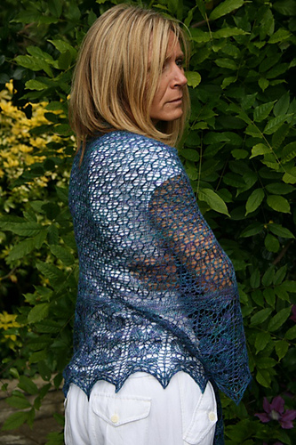 Ravelry: Vesper pattern by Paulina Popiolek