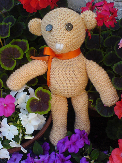 Ravelry: Three Bear Family pattern by Martin Storey