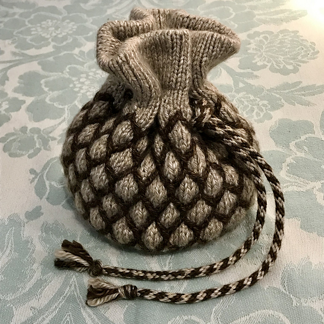 Ravelry: Tangle Thread Dice Bag pattern by Paige C. Pearson