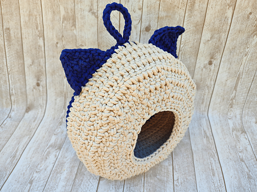 Ravelry: Easy Cat House pattern by Natalie Pelikh