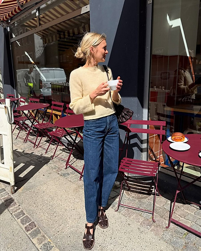 Ravelry: Ivy Blouse pattern by PetiteKnit