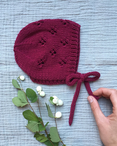 Ravelry: Rigmor's Bonnet pattern by PetiteKnit