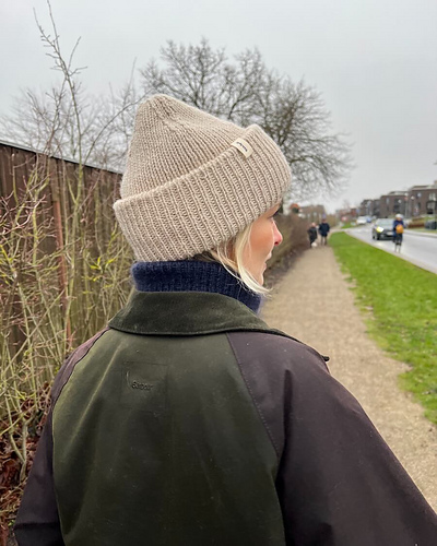 Ravelry: Weekend Hat pattern by PetiteKnit