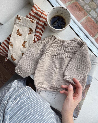 Ravelry: Anker's Sweater pattern by PetiteKnit