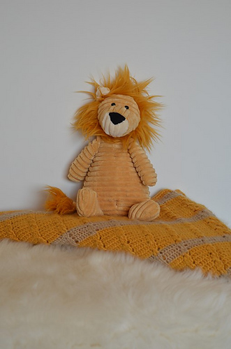 Ravelry: Couverture Condor pattern by By Petits Modèles