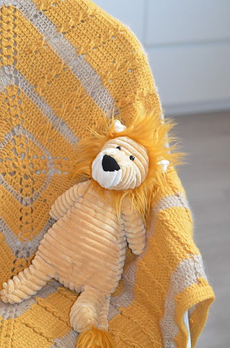 Ravelry: Couverture Condor pattern by By Petits Modèles