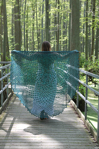 Ravelry: Old World pattern by Abigail Phelps