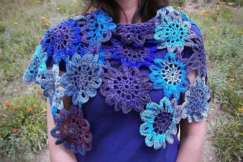 Ravelry: Phretys' Flower Shawl in Blues and Purples