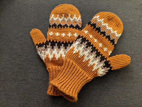 Ravelry: Bernie's Mittens pattern by Emily O'Brien