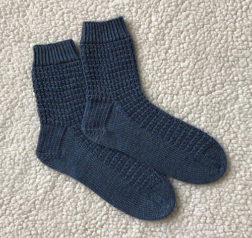 Ravelry: Weekend Waffles Socks pattern by Tracy Bakkelokken