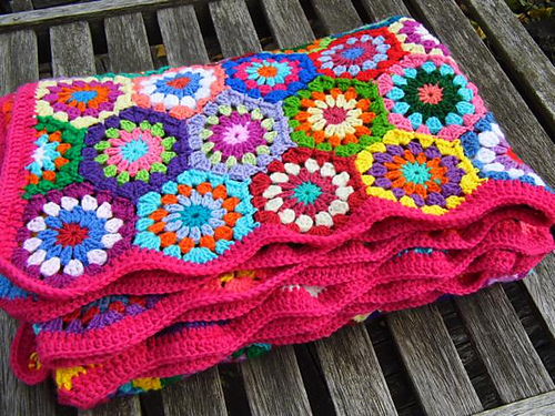 Ravelry: Upcycled RetrO HeXagoN Afghan pattern by Sandra Guggenberger