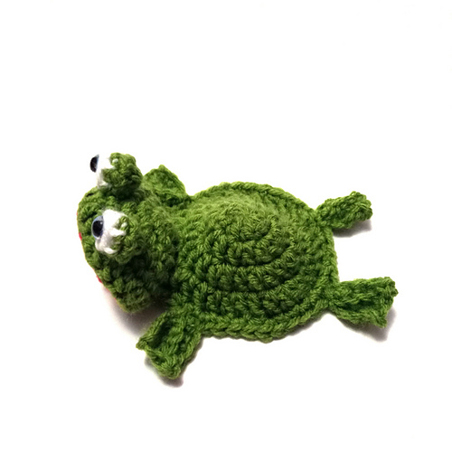 Ravelry: A Frog Coaster pattern by Dani Joan