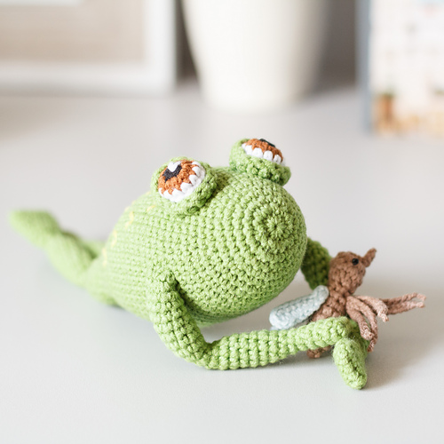 Ravelry: Frog & Mosquito pattern by Tetiana Saienko