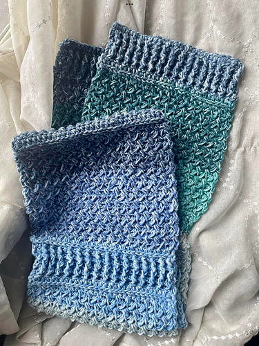 Ravelry: Totally Textured Scarf pattern by Erangi Udeshika